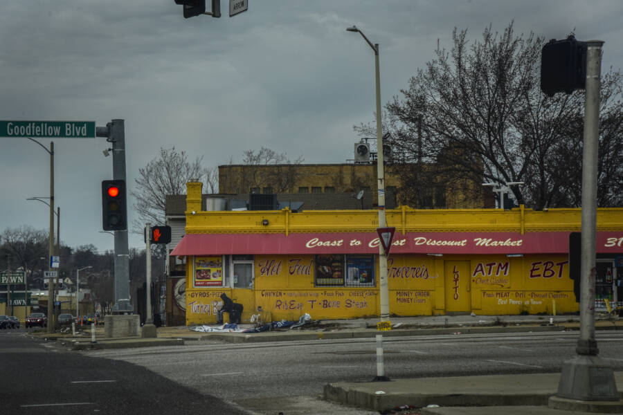The Rise And Fall Of The Rust Belt In 44 Haunting Images