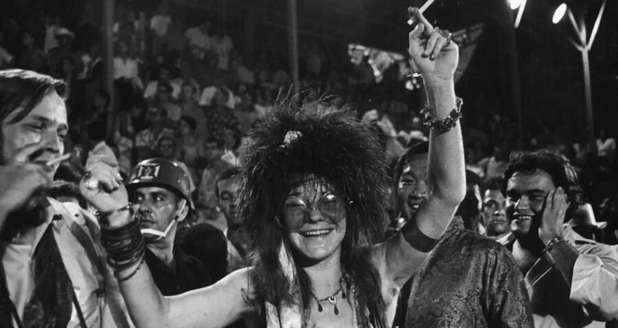 11 Celebrities That Had Weird Requests For After They Died