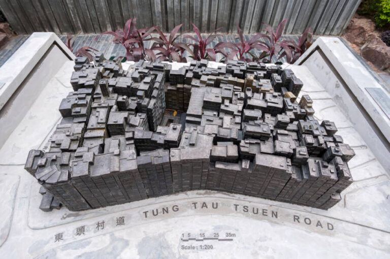 Inside Kowloon Walled City, Once The Densest Place On Earth