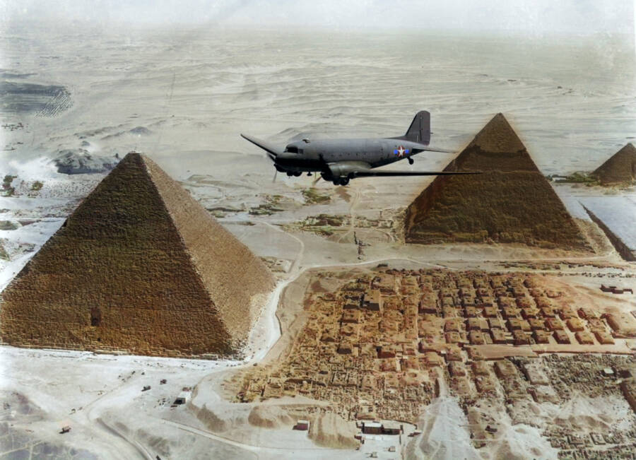 55 WW2 Color Photos That Bring The Deadly Conflict To Life