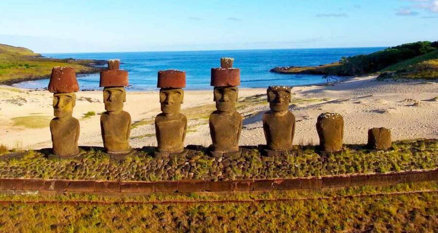 Obsidian Blades From Rapa Nui Reveal Evidence Of South American Foods