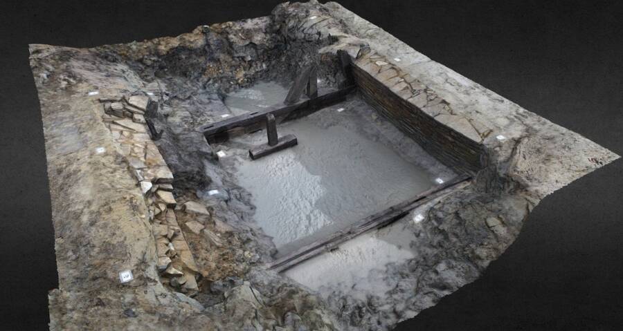 Archaeologists Unearth Moat At Medieval Farm Site In England