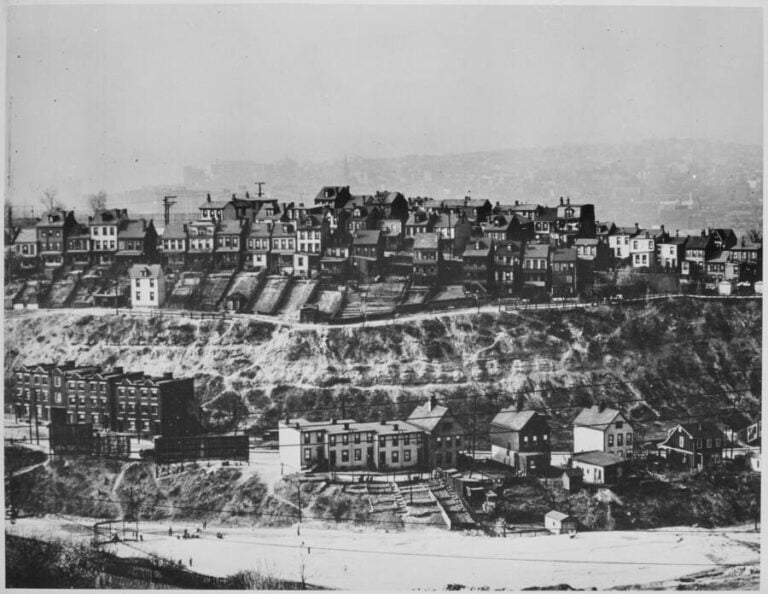 44 Historic Pittsburgh Photos That Show The City's Evolution