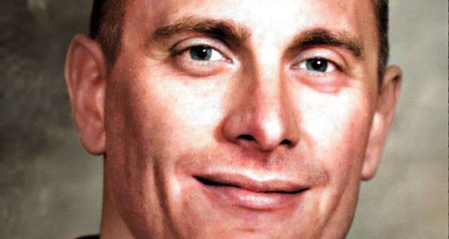 Robert Fisher, The Fugitive Accused Of Blowing Up His Arizona Home