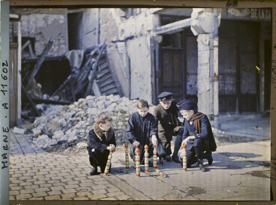 Albert Kahn's Striking Autochromes Of World War 1 In Color