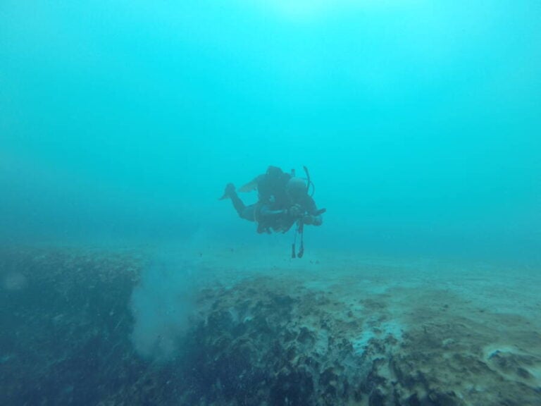 Taam Ja' Blue Hole, The Deepest Ocean Sinkhole On Earth