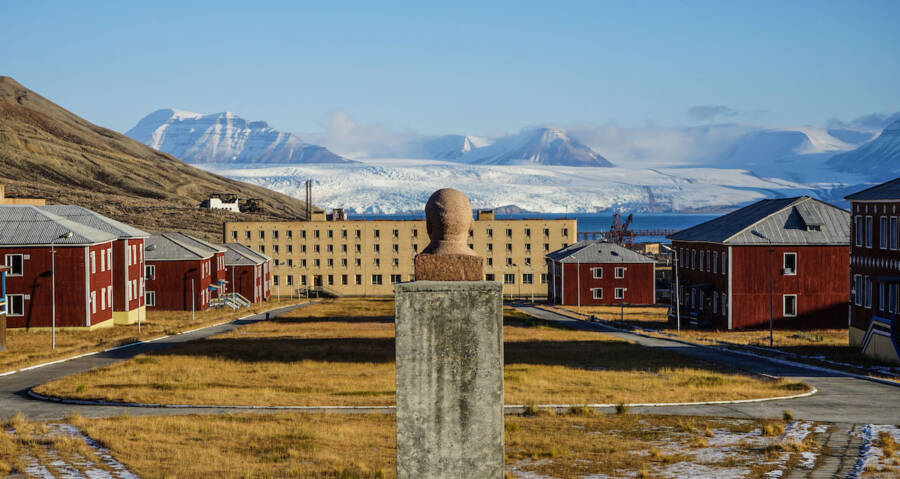 Pyramiden, The Soviet Ghost Town In The Norwegian Arctic