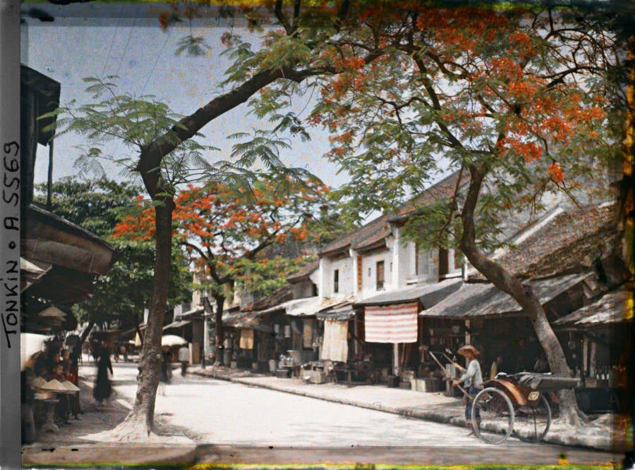 33 Historic Photos Of Vietnam When It Was A French Colony