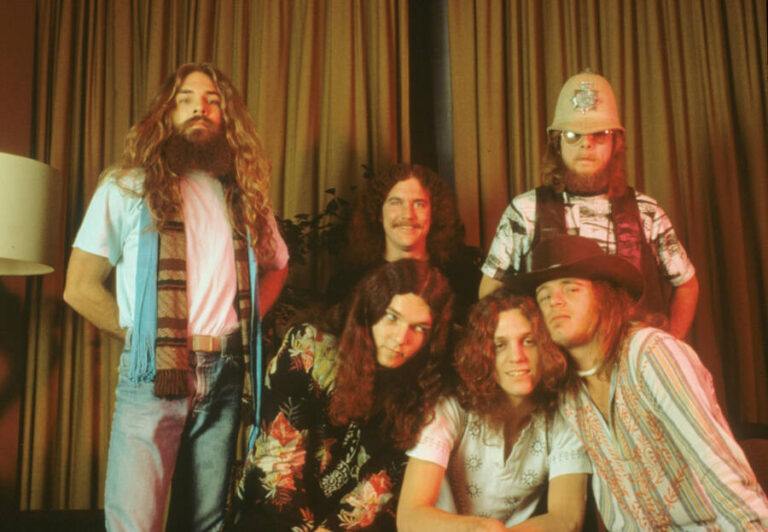 The Lynyrd Skynyrd Plane Crash: Inside The 1977 Tragedy