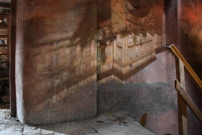 Who Invented The Camera And When? The Full History