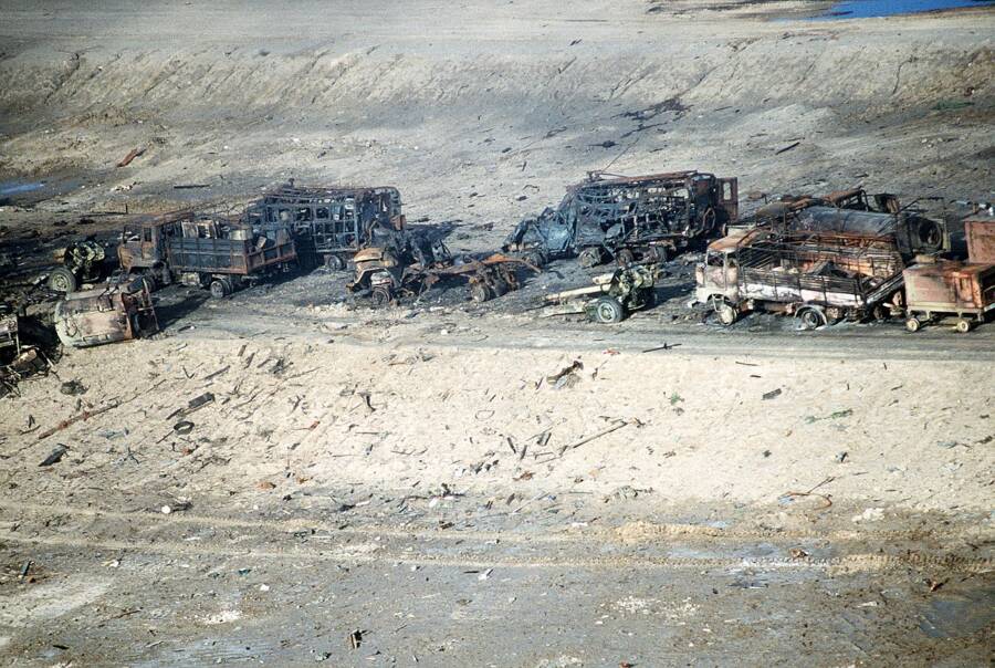 Inside The Persian Gulf War In 44 Striking Photos