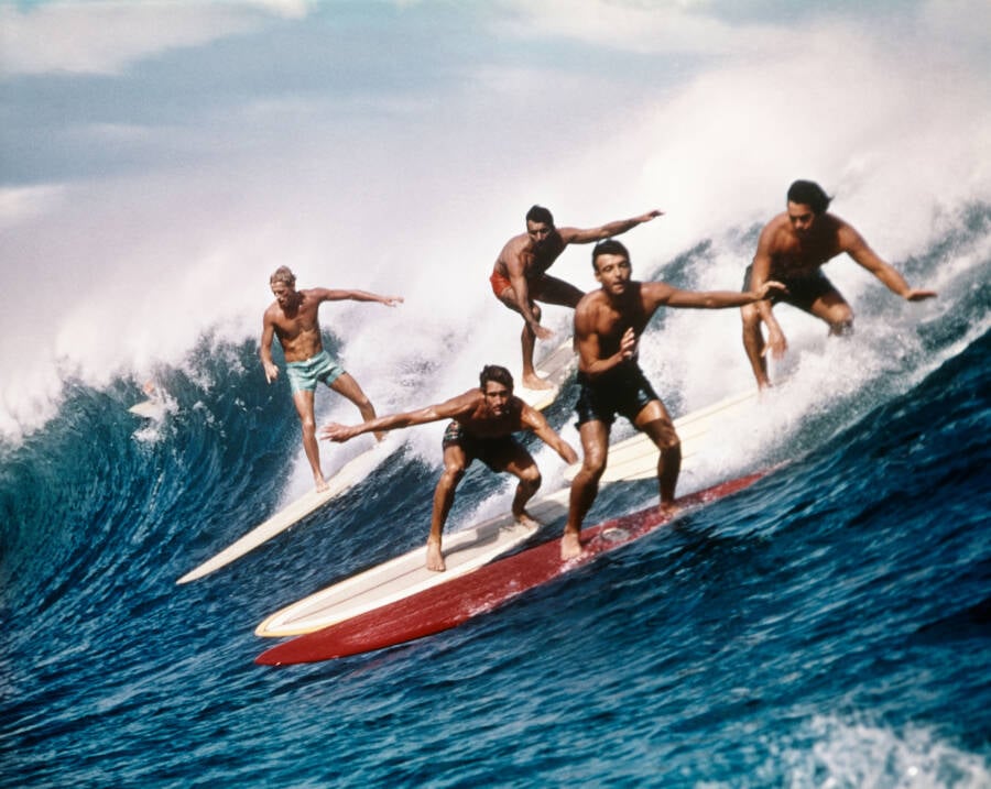 33 Vintage Surfing Photos From The '60s And '70s