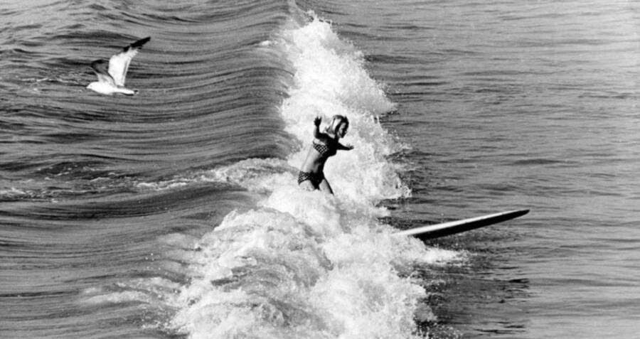33 Vintage Surfing Photos From The '60s And '70s