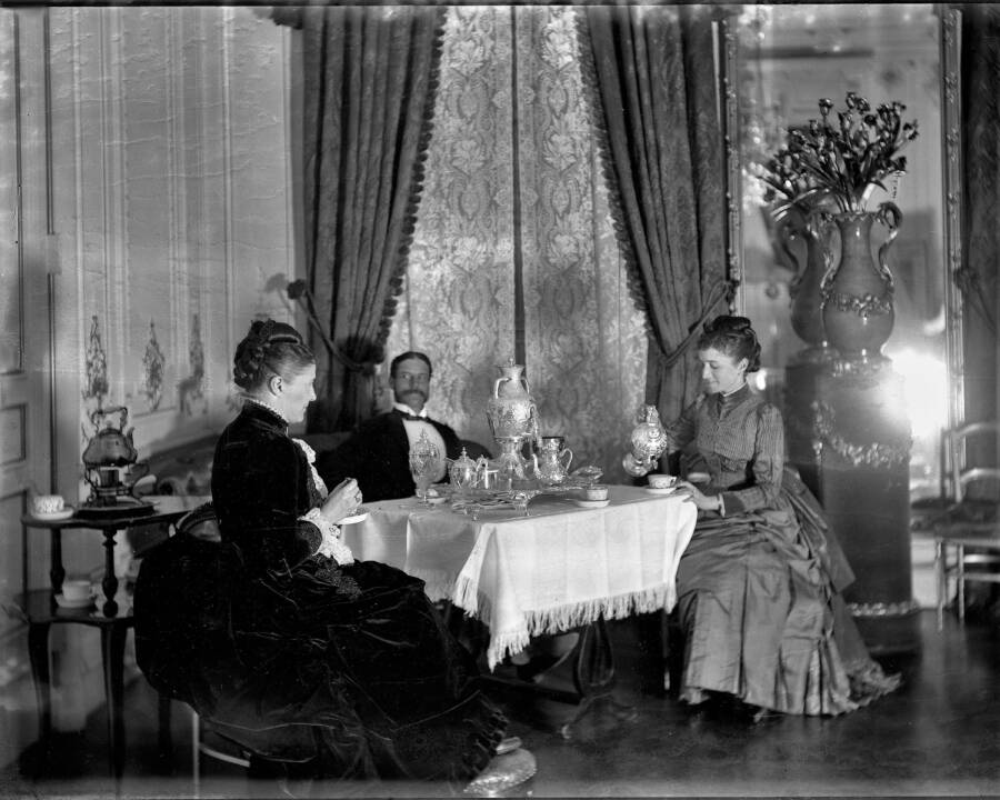 Inside America's Gilded Age In 44 Stunning Photos