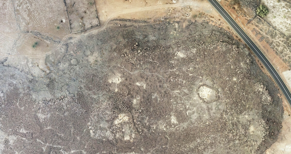 Bronze Age Walled City Discovered In Saudi Arabian Desert