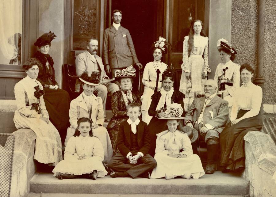 Inside America's Gilded Age In 44 Stunning Photos