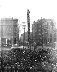 Totem Poles: Inside Their Meaning And Purpose In Indigenous Tradition