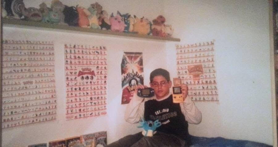 44 Vintage Photos That Capture The Height Of Pokémania