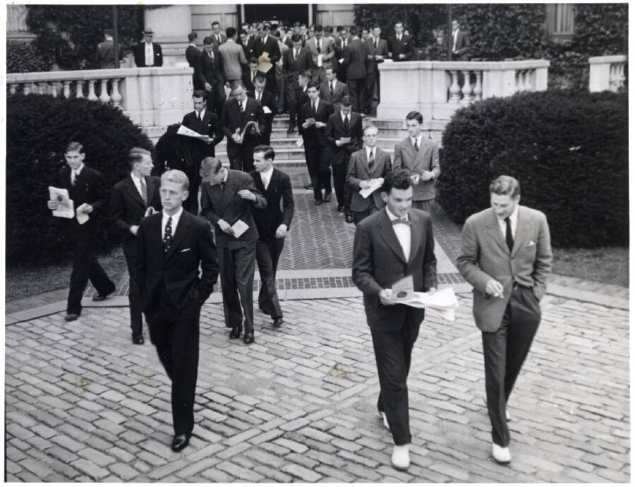 44 Vintage Preppy Pictures That Capture The Subculture