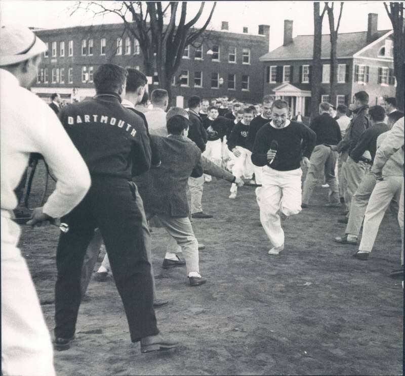 44 Vintage Preppy Pictures That Capture The Subculture