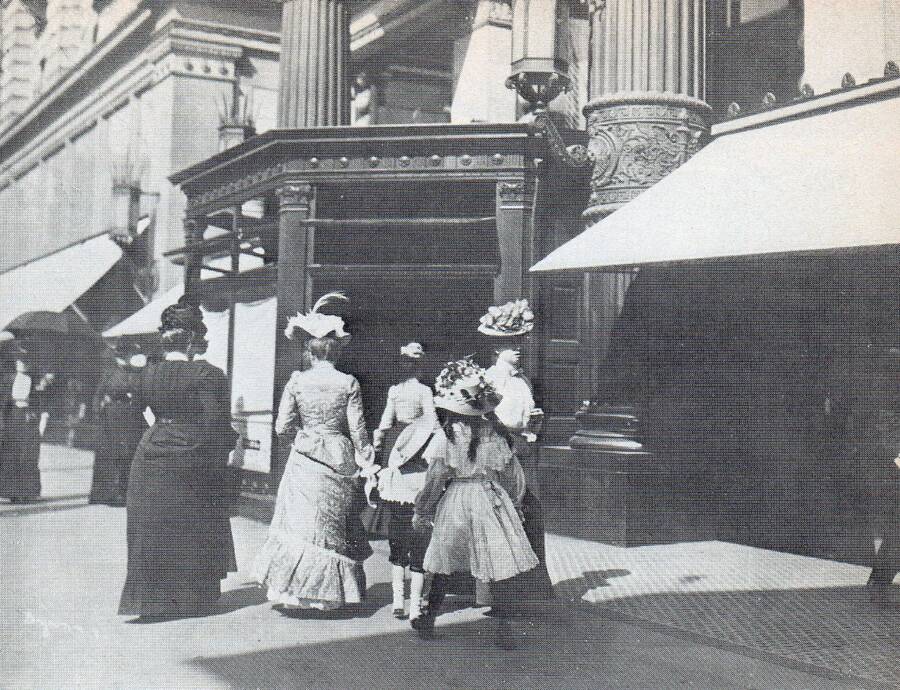 Inside America's Gilded Age In 44 Stunning Photos