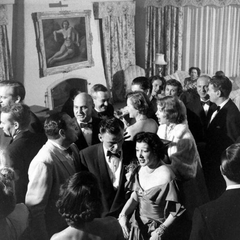 27 Vintage Photos Of Celebrities Partying On New Year's Eve