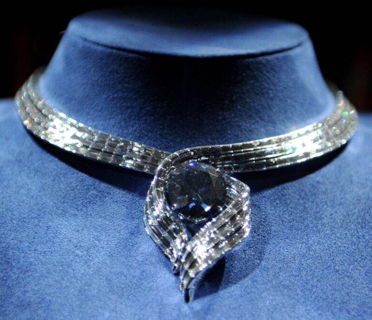 Hope Diamond: The 'Cursed' History Of The Famous Gem