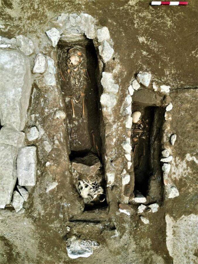 Archaeologists Find Bronze Age Footprints In Italy