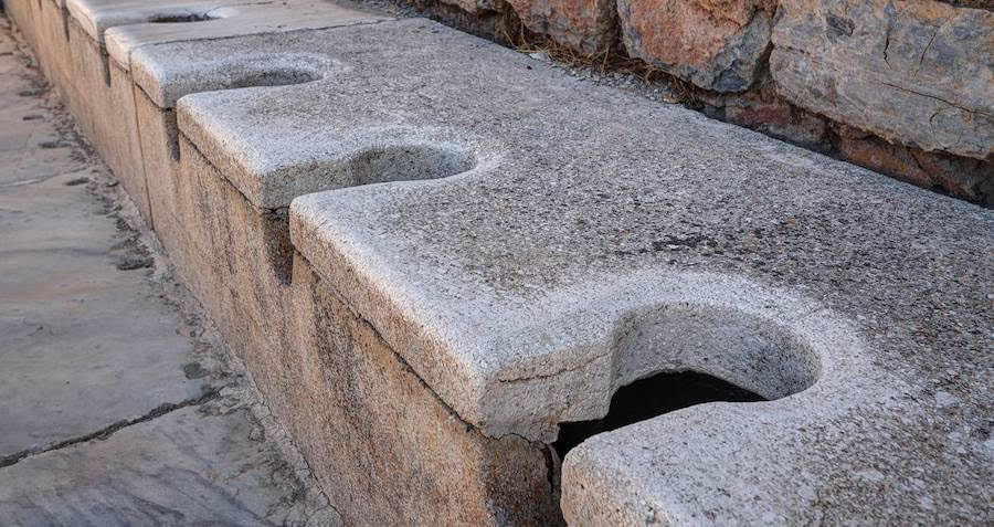 Roman Bathrooms: Inside The Foul History Of Foricae