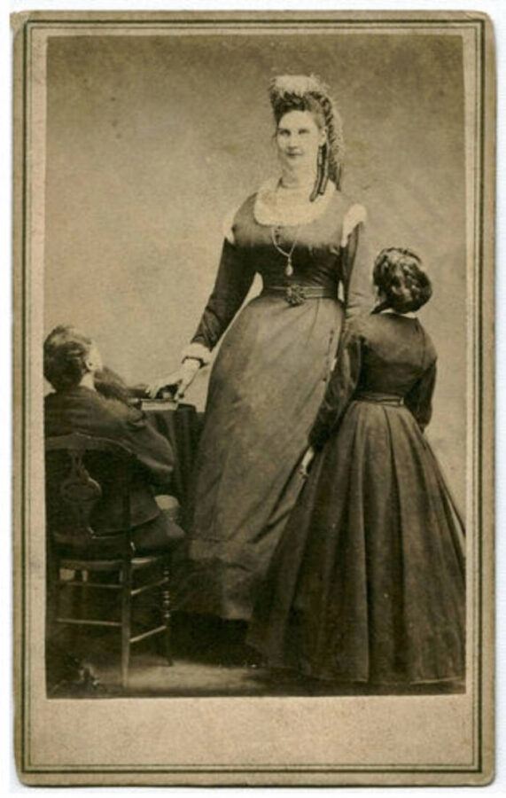 Anna Haining Bates, One Half Of The Tallest Married Couple Ever