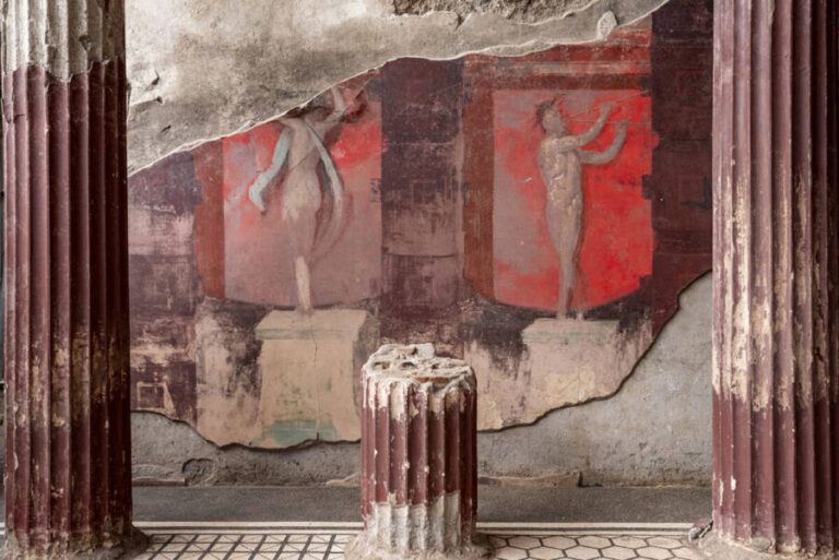 Frescoes Featuring Dionysian Rituals Discovered In Pompeii