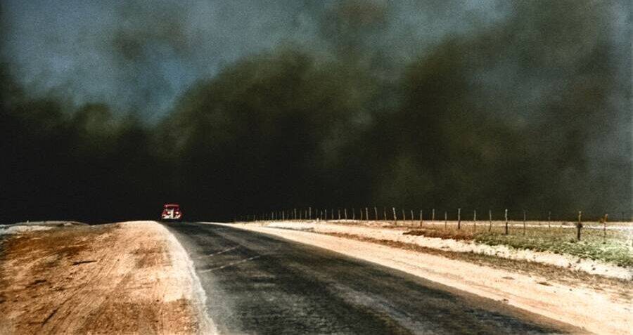 44 Colorized Photos That Show The Destruction Of The Dust Bowl