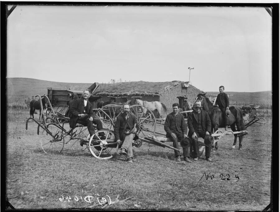 44 Historic Photos Of Nebraska's First Settlers