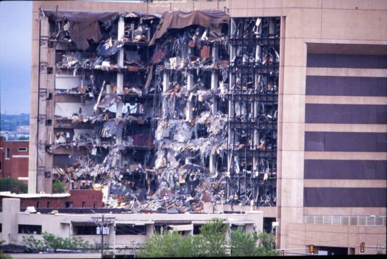 Inside The Oklahoma City Bombing That Killed 168 People