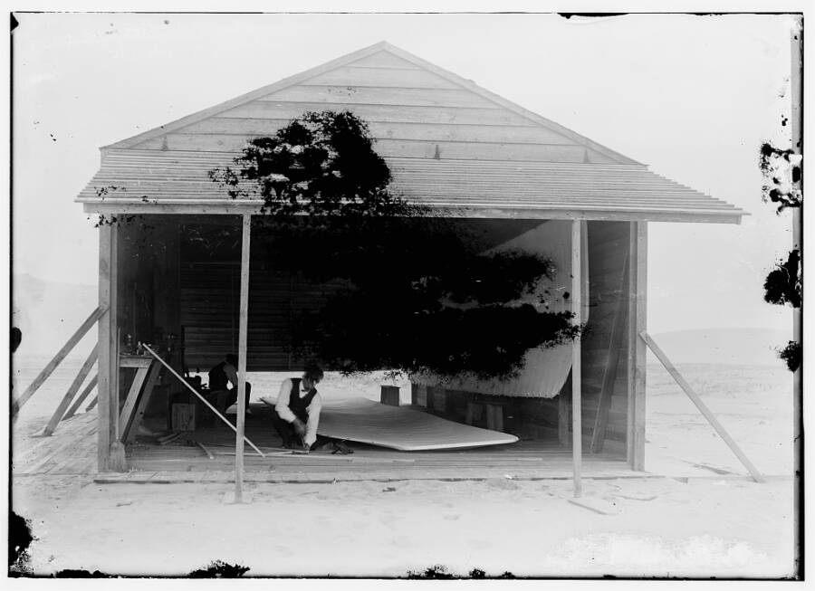 The Wright Brothers: The Aviation Pioneers Who Invented Airplanes