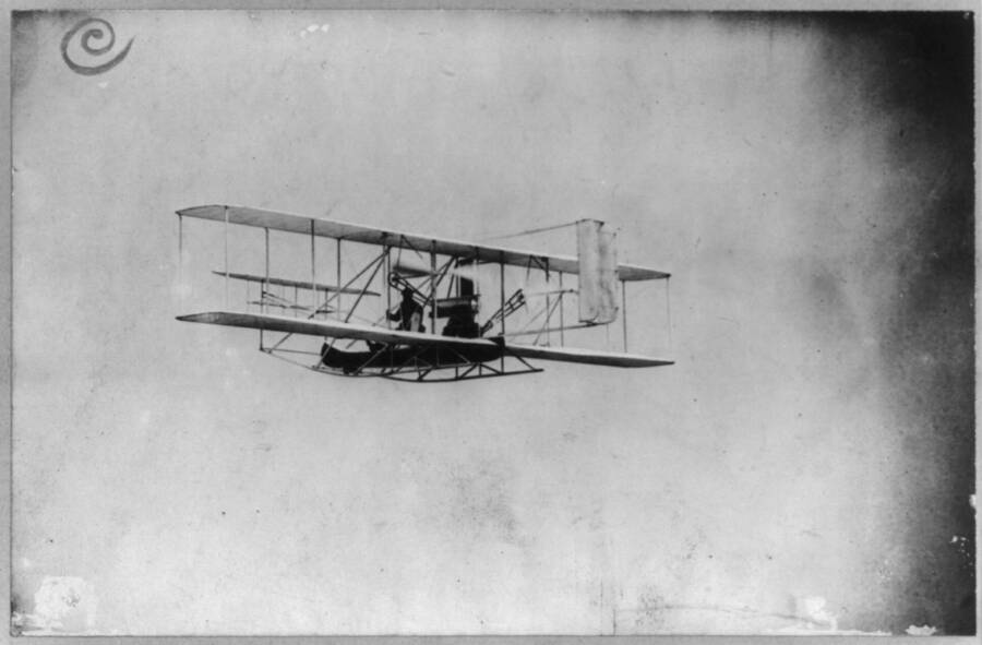 The Wright Brothers: The Aviation Pioneers Who Invented Airplanes