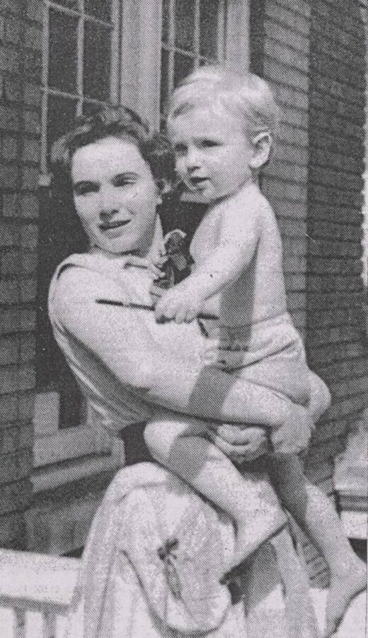 John Nash, The Nobel Prize-Winning Schizophrenic Mathematician