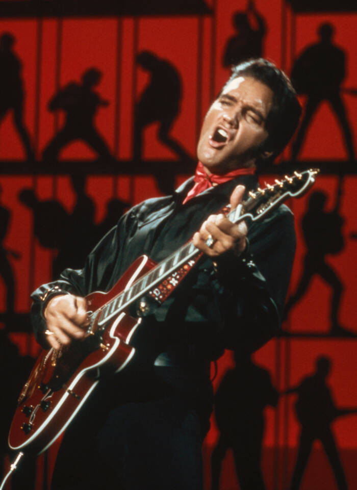 33 Historic Elvis Pictures, From His Meteoric Rise To His Tragic End