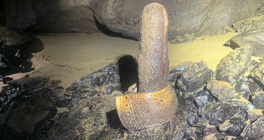 Spelunkers Stumble Across 500-Year-Old Relics In Mexican Cave