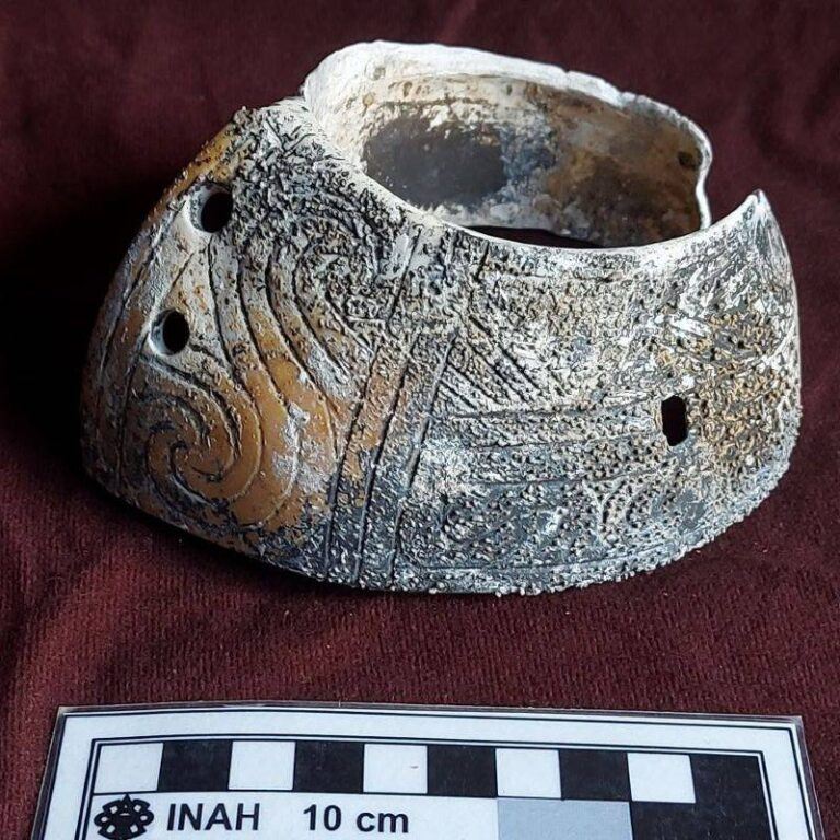 Spelunkers Stumble Across 500-Year-Old Relics In Mexican Cave