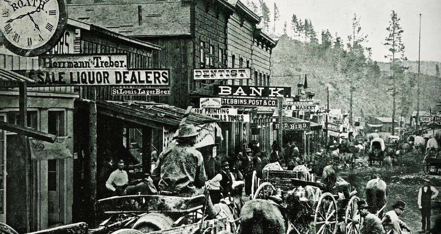 33 Photos Of Wild West Mining Towns, From Bodie To Tombstone