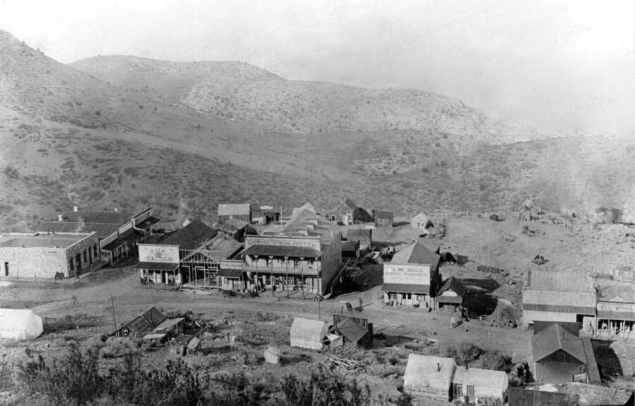 33 Photos Of Wild West Mining Towns, From Bodie To Tombstone