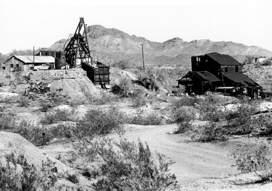 33 Photos Of Wild West Mining Towns, From Bodie To Tombstone