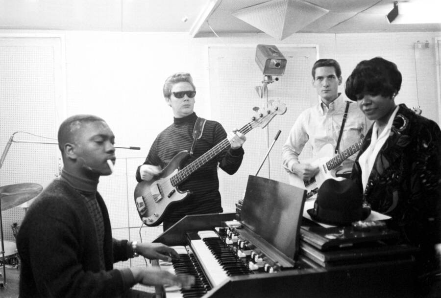 The Biggest 1960s Bands, From The Beatles To The Beach Boys