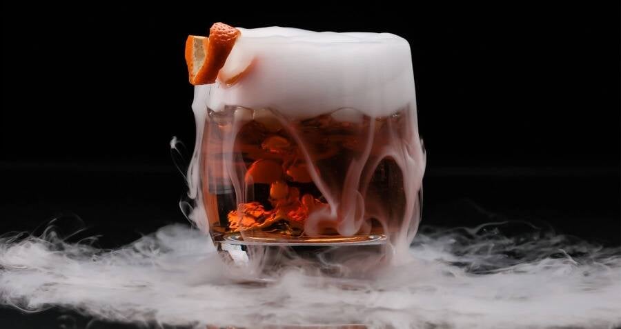 Liquid Nitrogen-Infused Cocktail Ruptures Man's Stomach